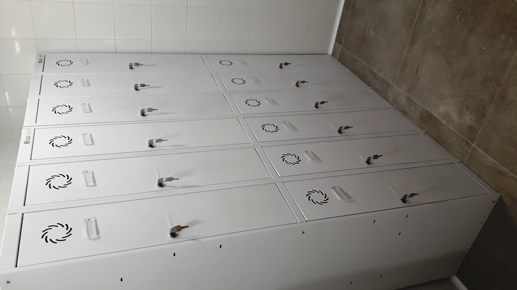 Taquillas vestuario metalicas especiales | estanterias metálicas ESME